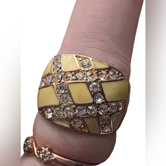 unbranded | Jewelry | Vintage Yellow Enamel Copper Ring Rhinestones ...